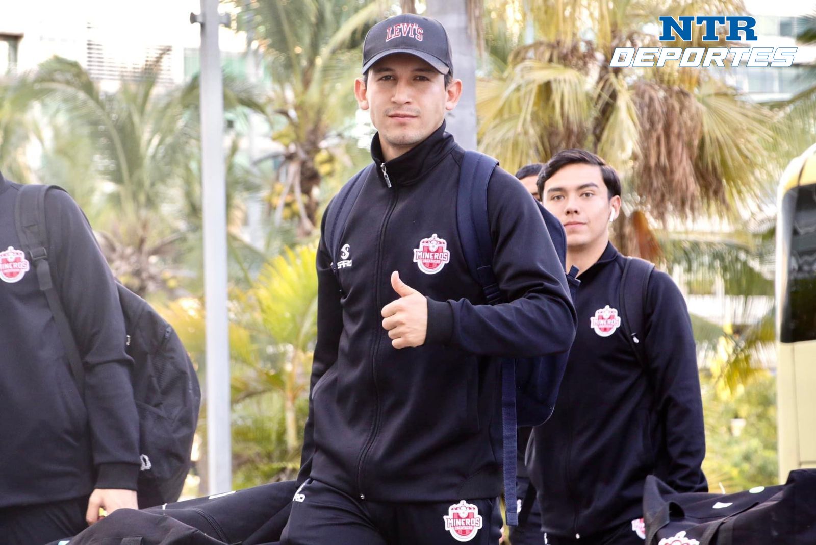 Mineros rompe filas - NTR Zacatecas