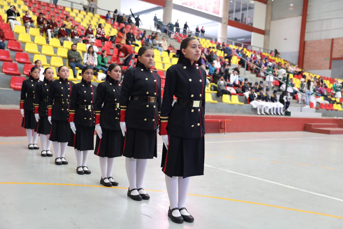 Conmemoran día de la Bandera de México con concursos de Escoltas y ...