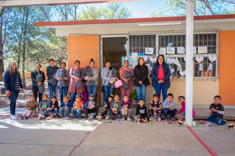 Entregan Juguetes Y Apoyos En Jardín De Niños Primavera Ntr Zacatecas