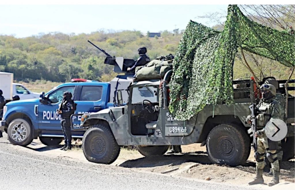 Aparecen narcomantas en Culiacán tras plagio masivo - NTR Zacatecas