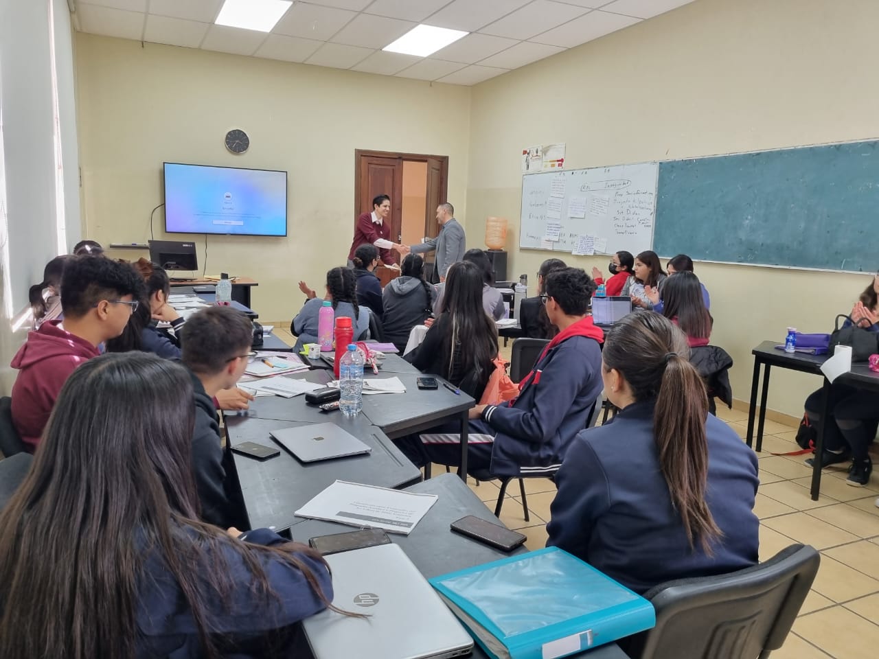 Solo 30% de aspirantes ingresan a la BENMAC - NTR Zacatecas