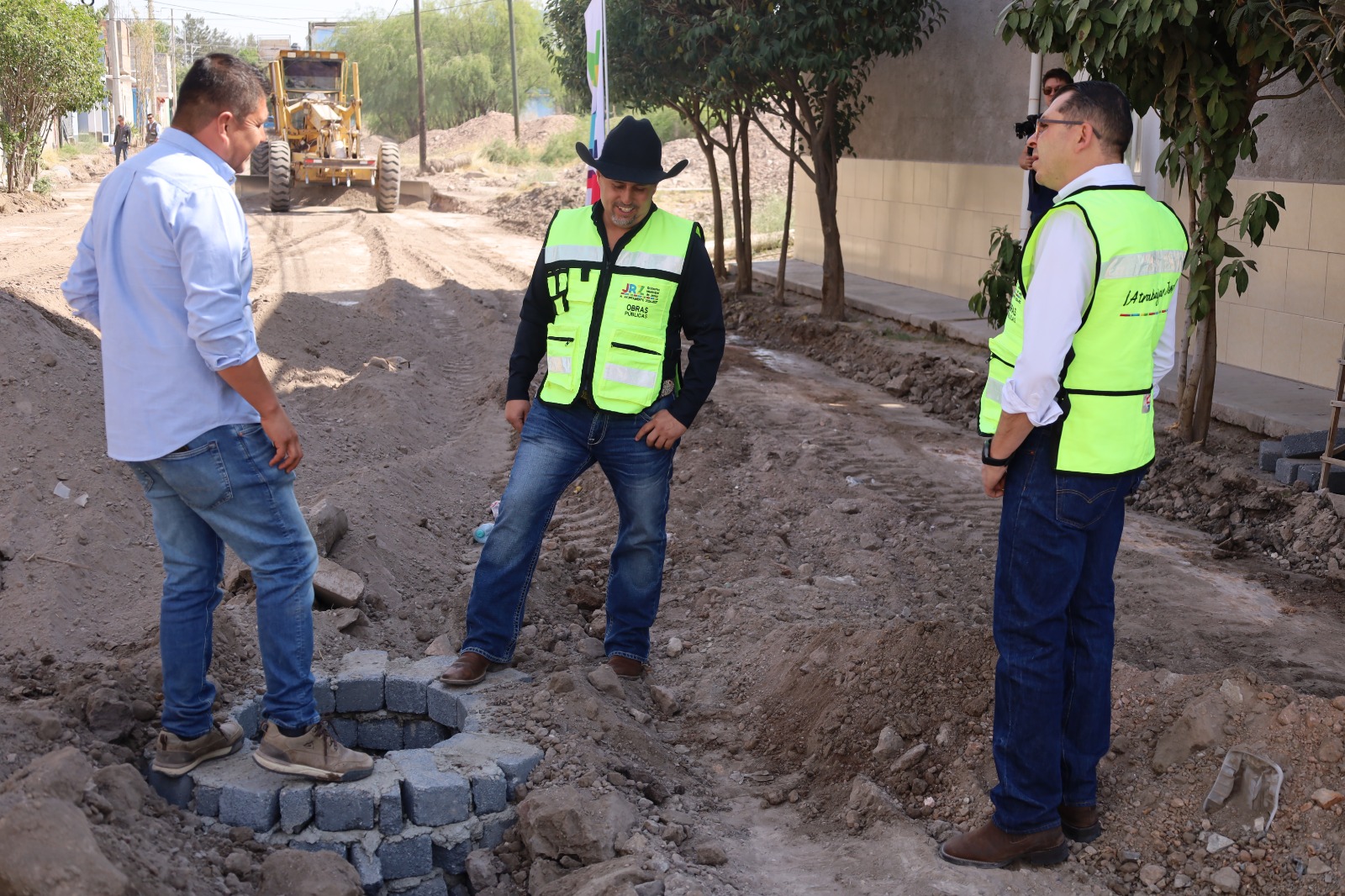Supervisa Rodrigo Ureño avance en obras públicas - NTR Zacatecas