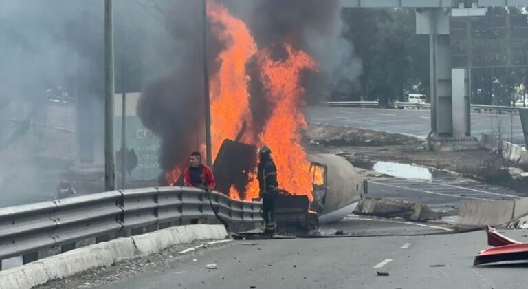 Explota pipa de gas en el Puente La Concordia en Iztapalapa - NTR Zacatecas