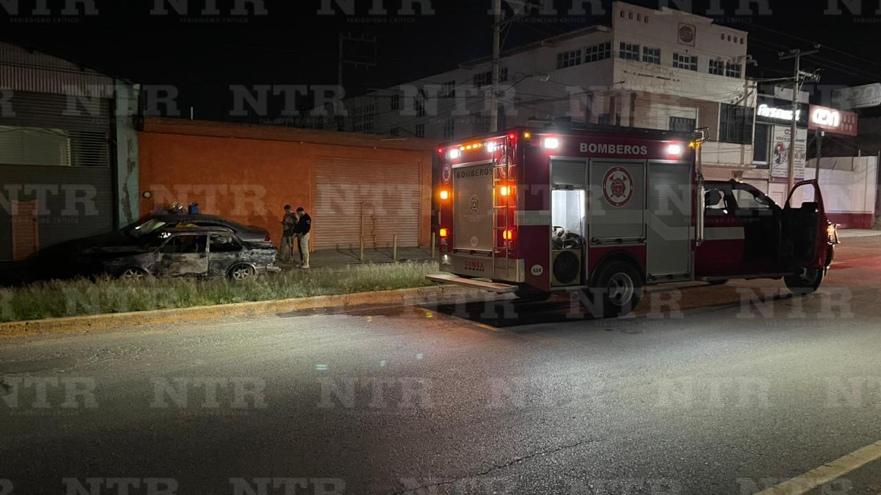 Se incendia vehículo en el Jesús Varela Rico - NTR Zacatecas