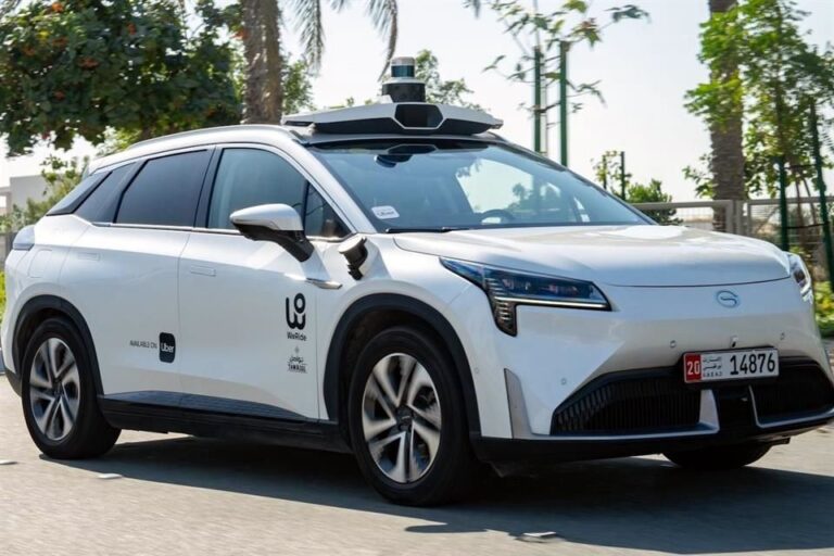 Lanza Uber en Abu Dhabi viajes 100% autónomos - NTR Zacatecas