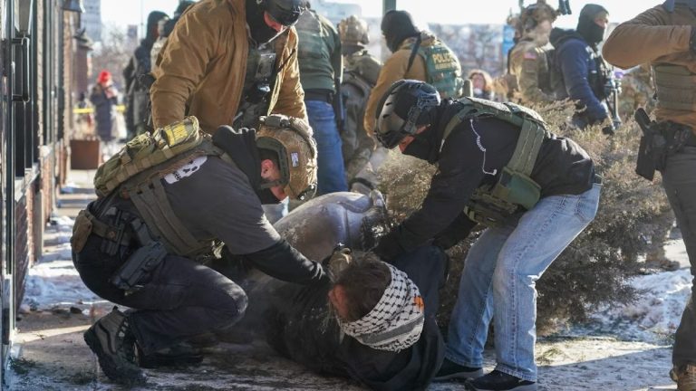 Muere hombre a manos de agentes del ICE en Minneapolis - NTR Zacatecas