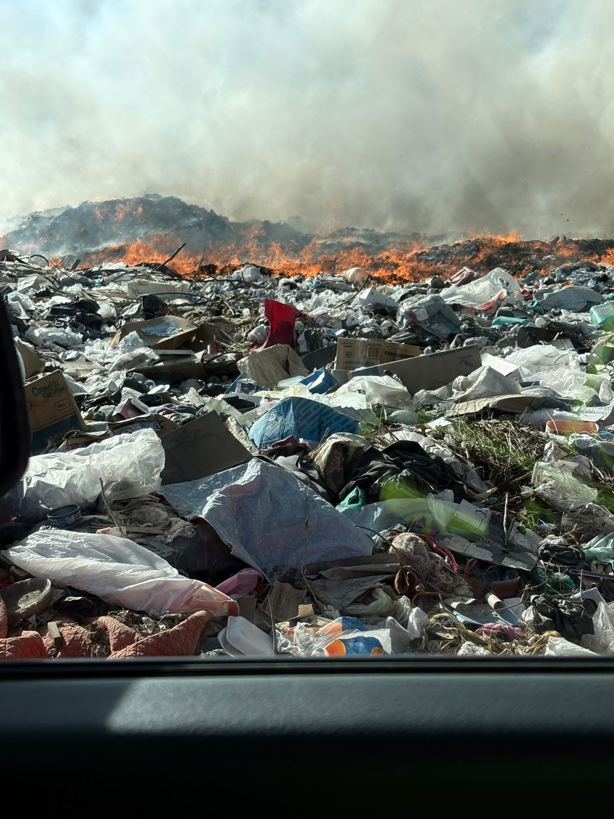 Chocan versiones de incendio del basurero - NTR Zacatecas