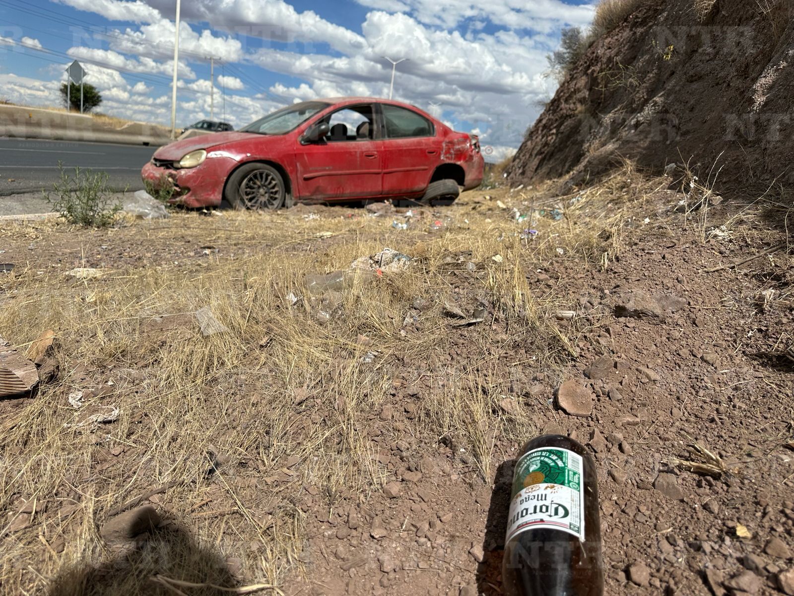 Abandonan vehículo después de chocar en el bulevar Bicentenario - NTR ...