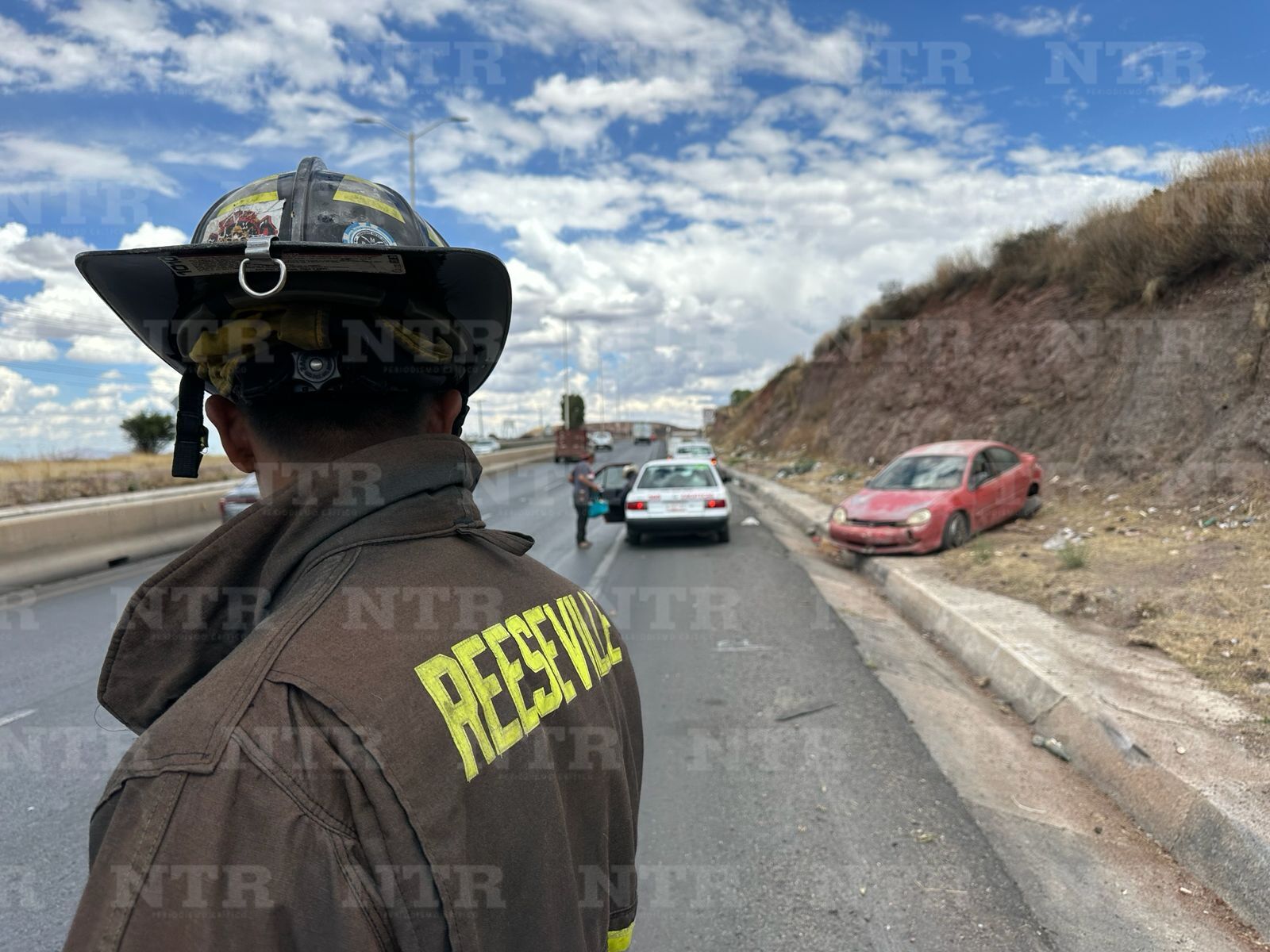 Abandonan vehículo después de chocar en el bulevar Bicentenario - NTR ...